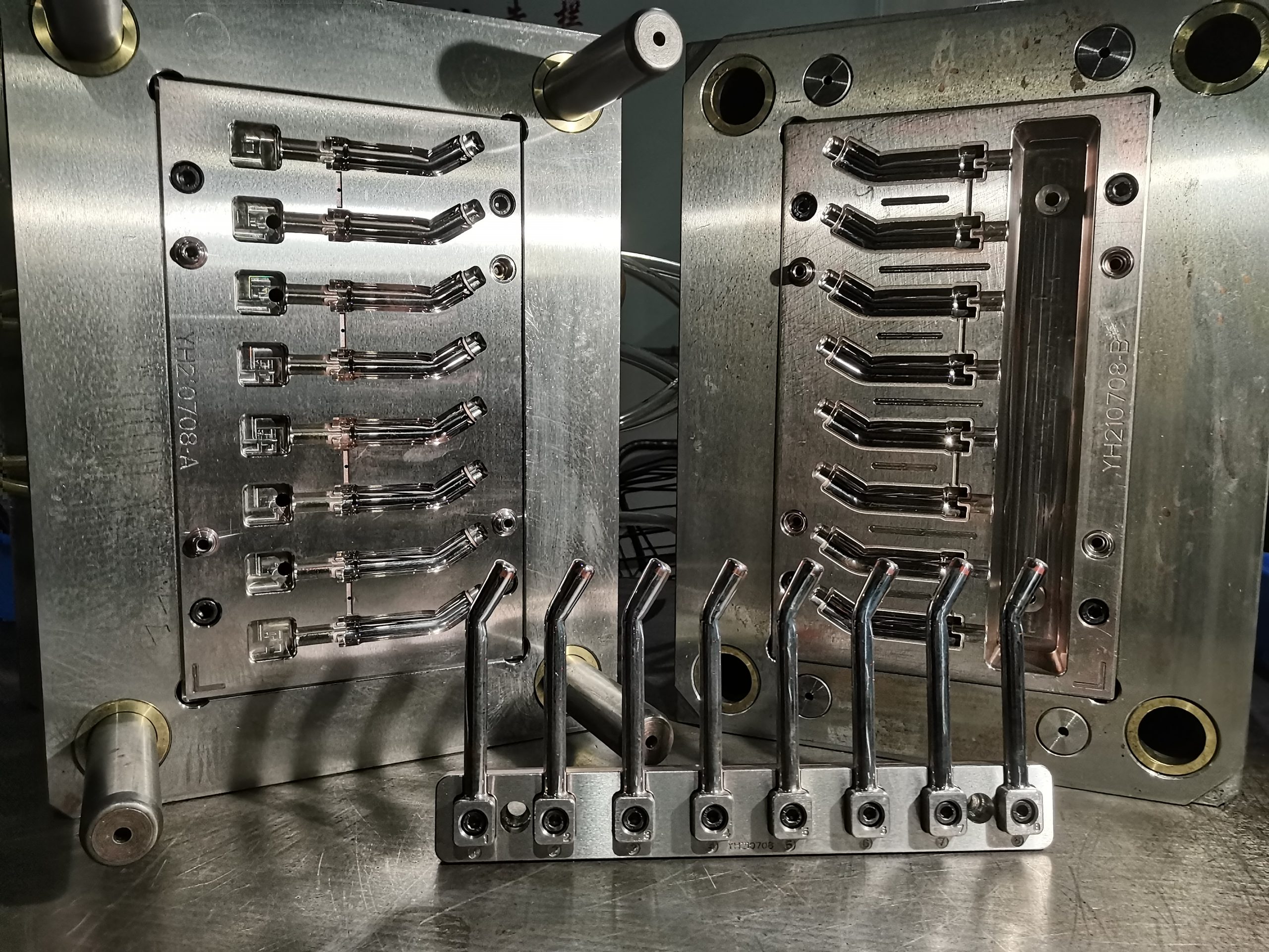 LSR Injection Molding Manufacturer | Silicone Overmolding Process