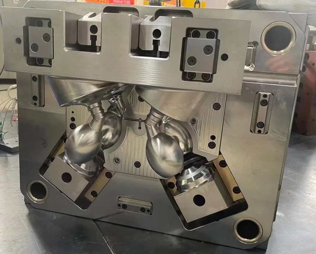 LSR Molding Company | Silicone Injection Molding Manufacturer